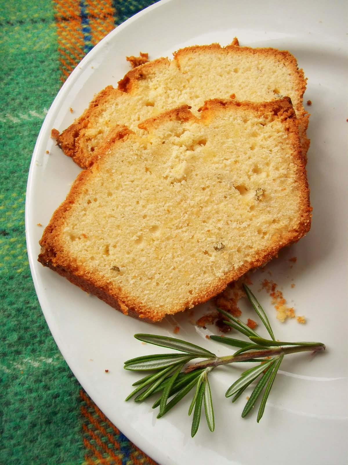 Idle Bakes: Nigella's Rosemary Madeira Loaf