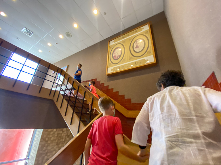 Tales of the Flowers: Utz Potato Chip Factory Tour - 2021/08/23