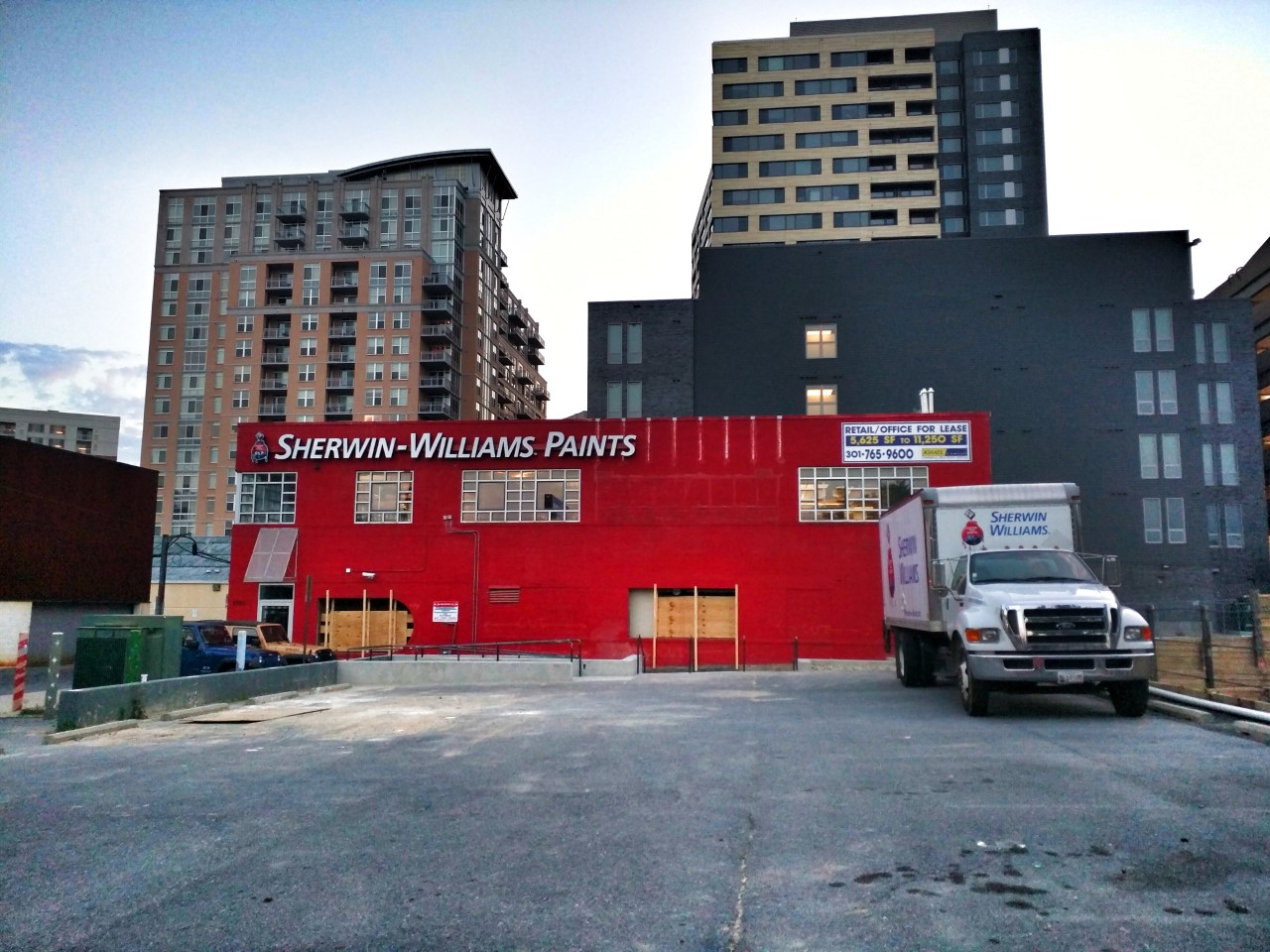 East MoCo: Sign installed at Sherwin-Williams in downtown Silver Spring ...