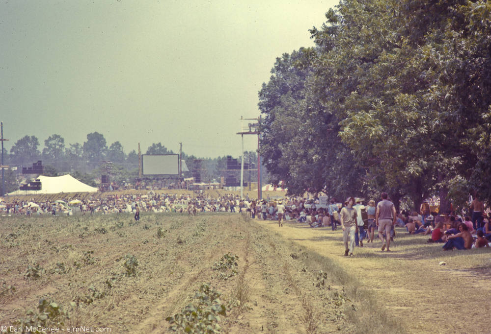 Amazing Vintage Photographs of the Atlanta International Pop Festival ...