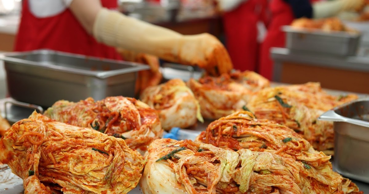 Travelholic: The Many Type of Kimchi