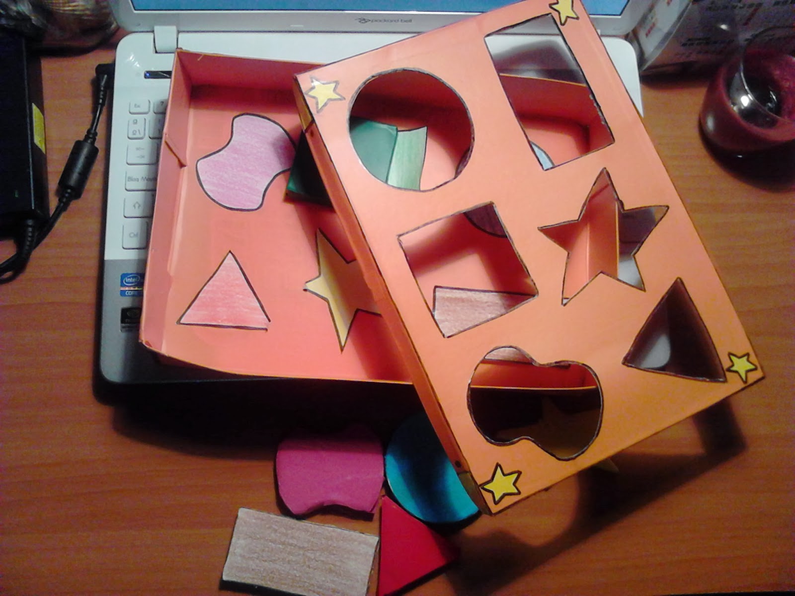 Welcome: Encajable figuras geométricas!!!!reciclado!!!(Lucía Gutiérrez ...