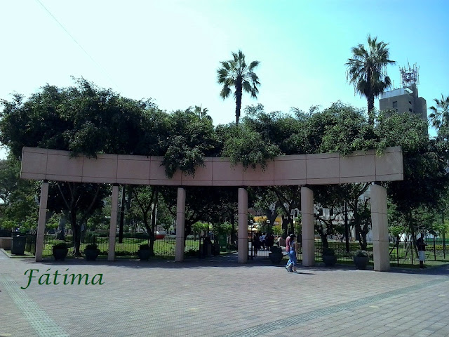 Fátima Rodríguez Serra: Parque Kennedy de Miraflores