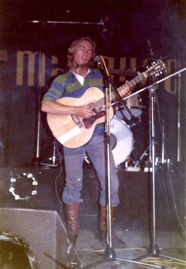 MUSIC OVER SIX CENTURIES