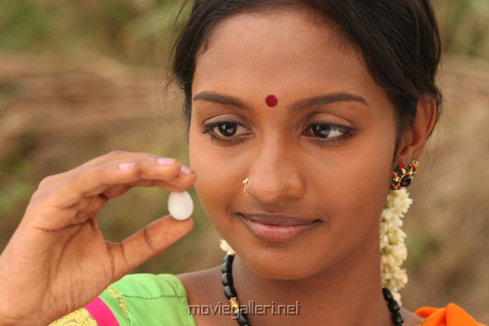 Endless Wallpaper: Ashitha