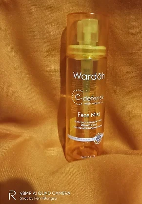 Perbedaan Wardah Lightening Face Mist dengan C-Defence Face Mist