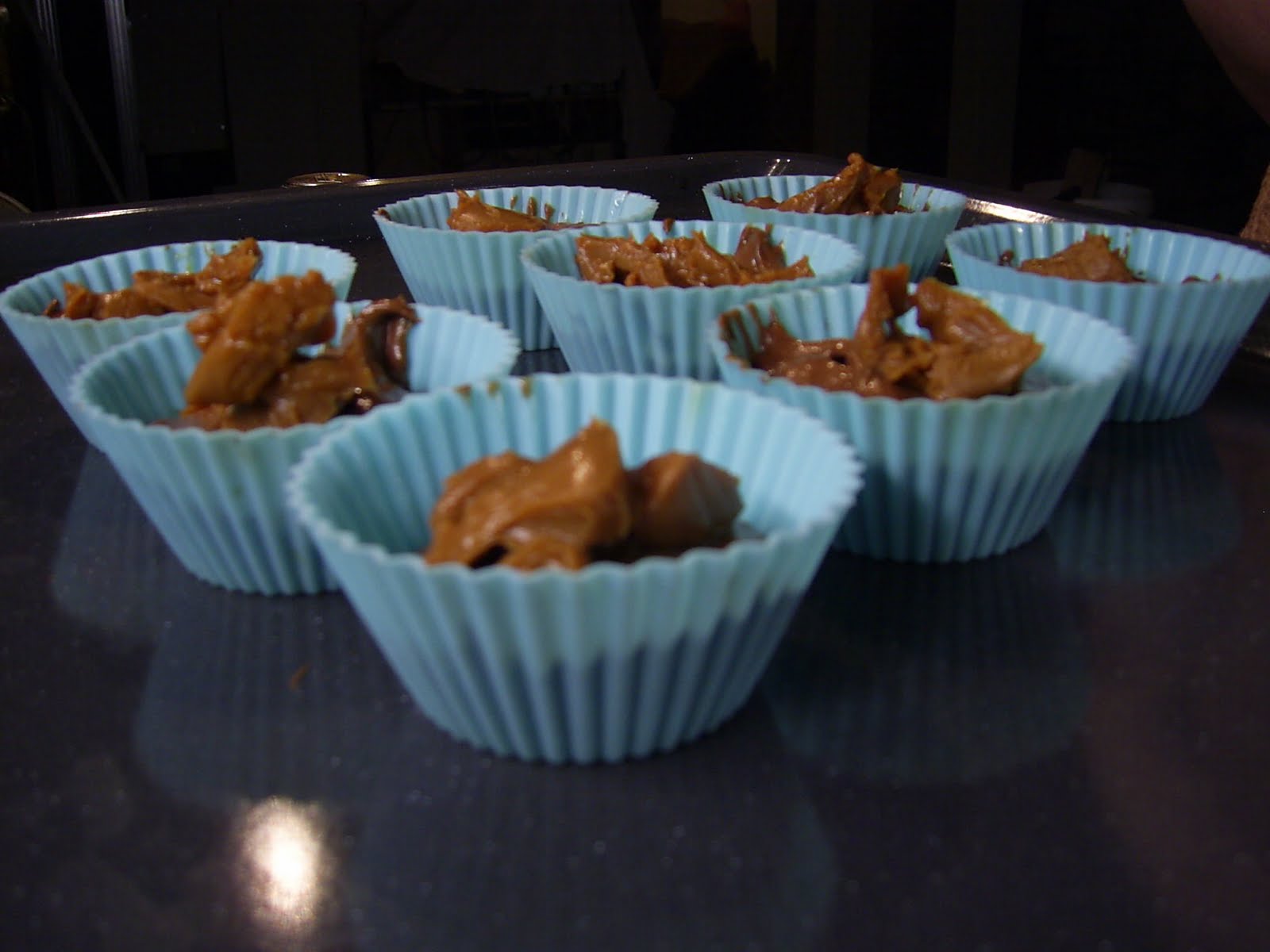 Agnės Skanumynai: Šokoladiniai keksiukai su rududu