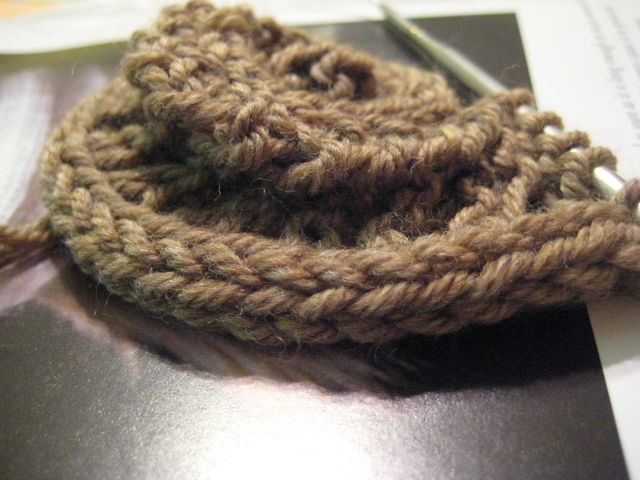 Elizabeth Knits: So it begins -- Knit One Knit All Pattern #1