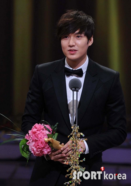 LEE MIN HO | BIODATA LEE MIN HO | FOTO LEE MIN HO | PACAR LEE MIN HO ...