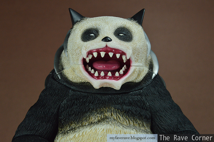 The Rave Corner: Fewture Direct Gotouchi Kaiju Series Pandan
