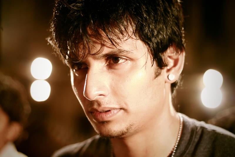 Vikram & Jeeva's David Movie Stills - CINEZONE