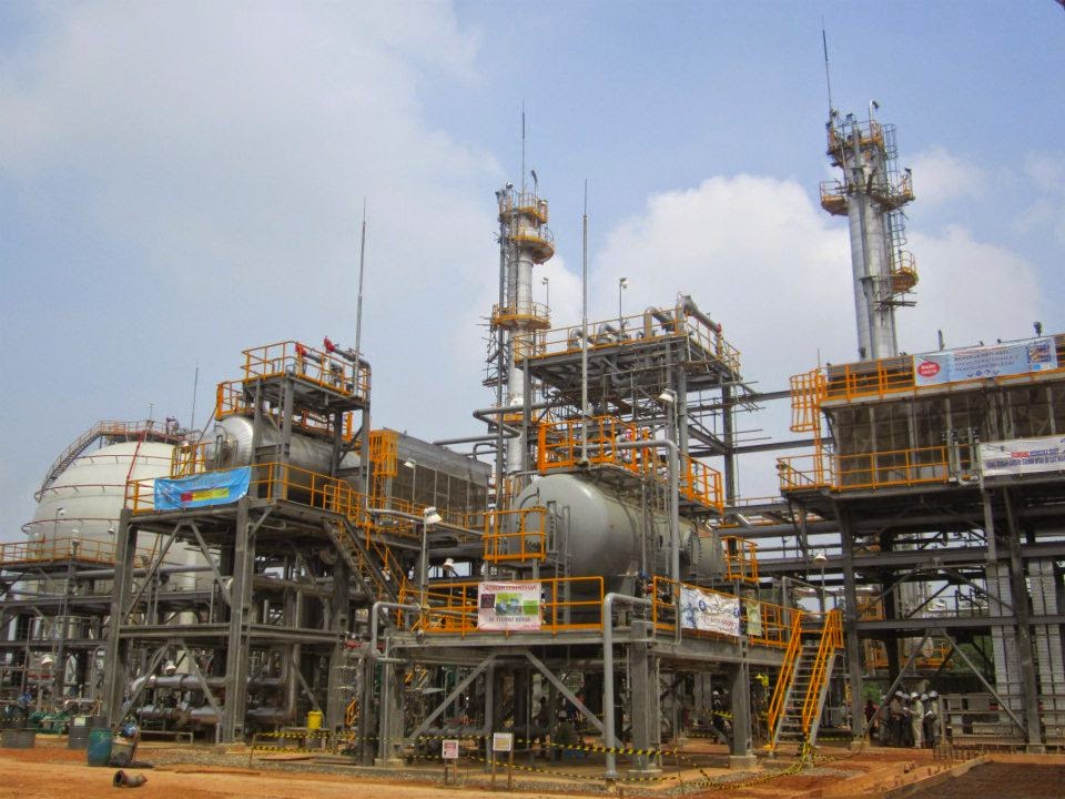 Petroleum Plant Design: CENTRIFUGAL COMPRESSORS FOR HYDROCARBON SERVICE