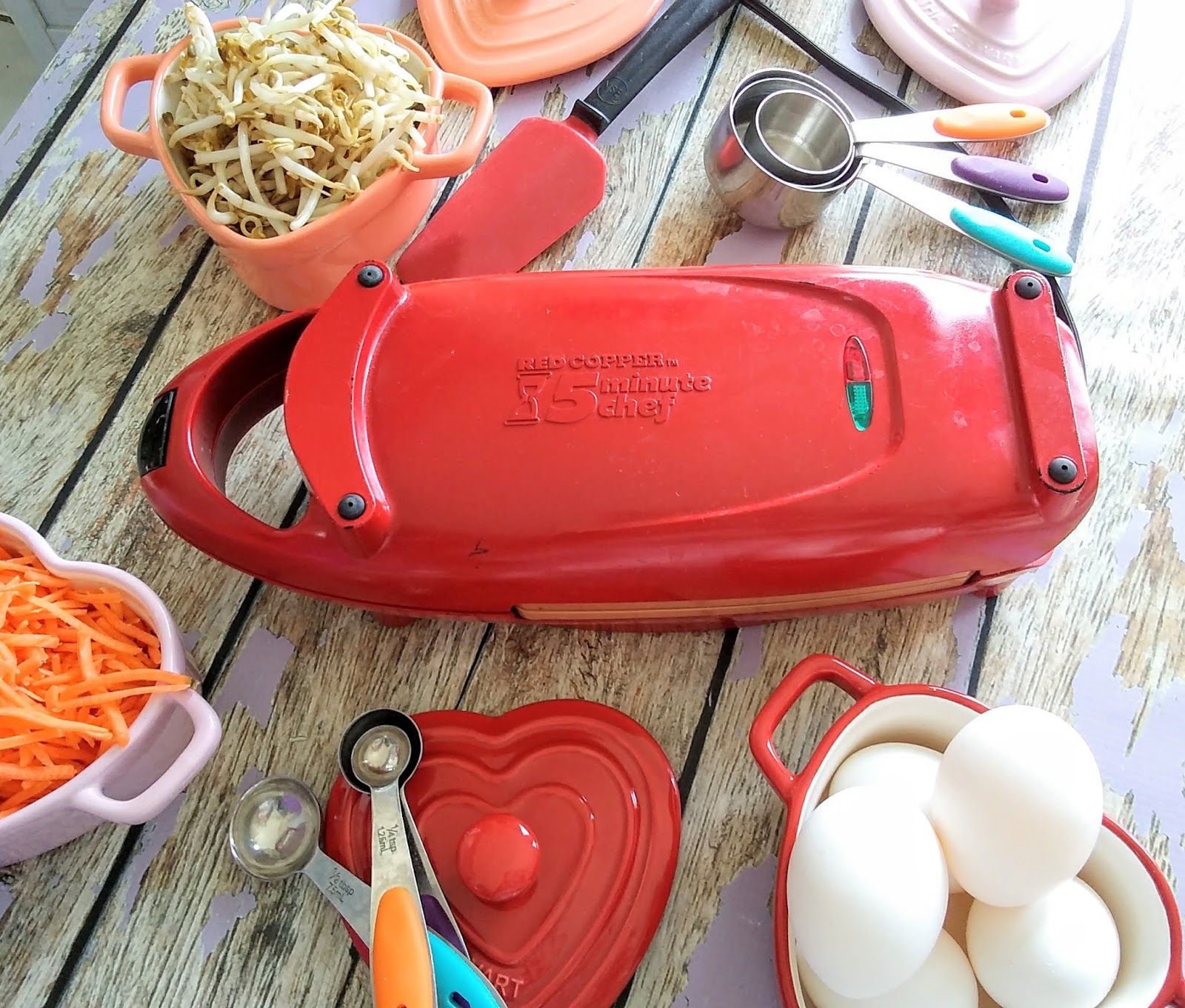 An easy way to make egg foo young for a meal for one person