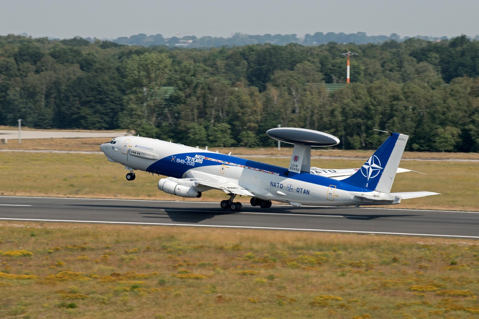 AAG_th บันทึกประจำวัน: NATO ลงนามสัญญาปรับปรุงเครื่องบินแจ้งเตือนทาง ...