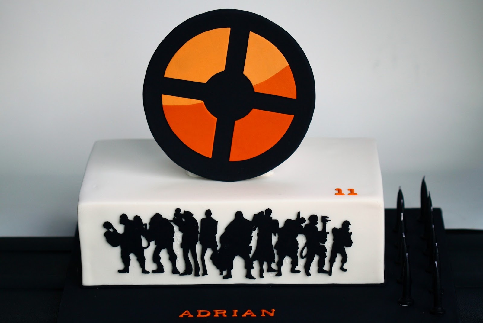 Sugar Creation: Team Fortress 2 cake