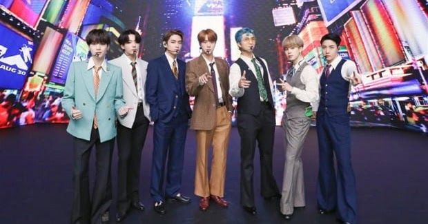 Big Hit is making big moves in the IT industry