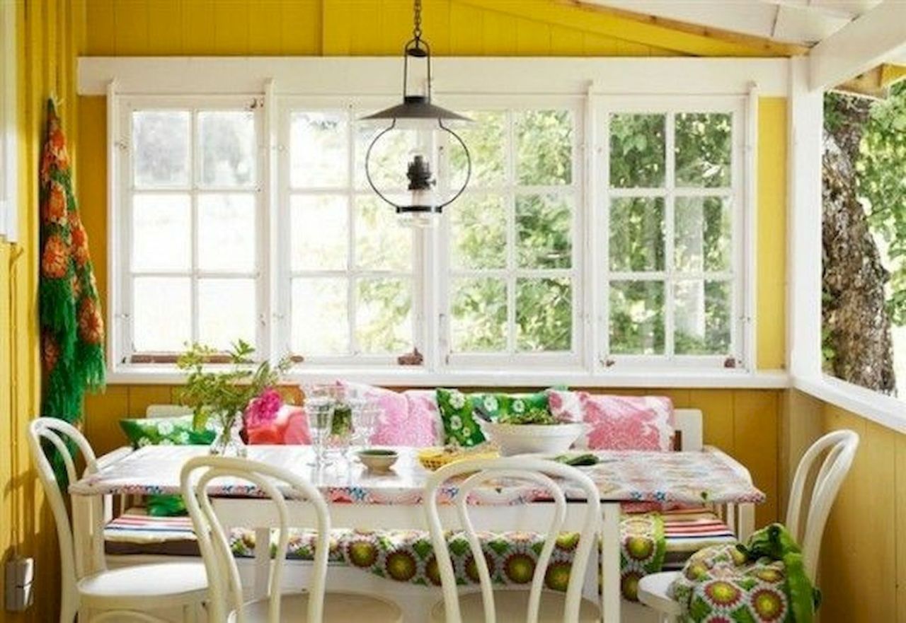 40+ COLORFUL INTERIOR HOME DESIGN AND DECOR IDEAS - Home Meureubo