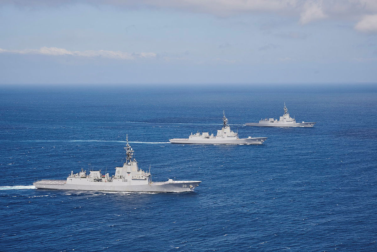 DEFENSE STUDIES: Navy's AWD Exercise Together for the First Time