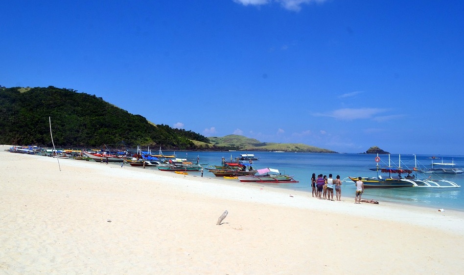 Smart Backpacker: Exploring Mahabang Buhangin, Calaguas, Camarines Norte