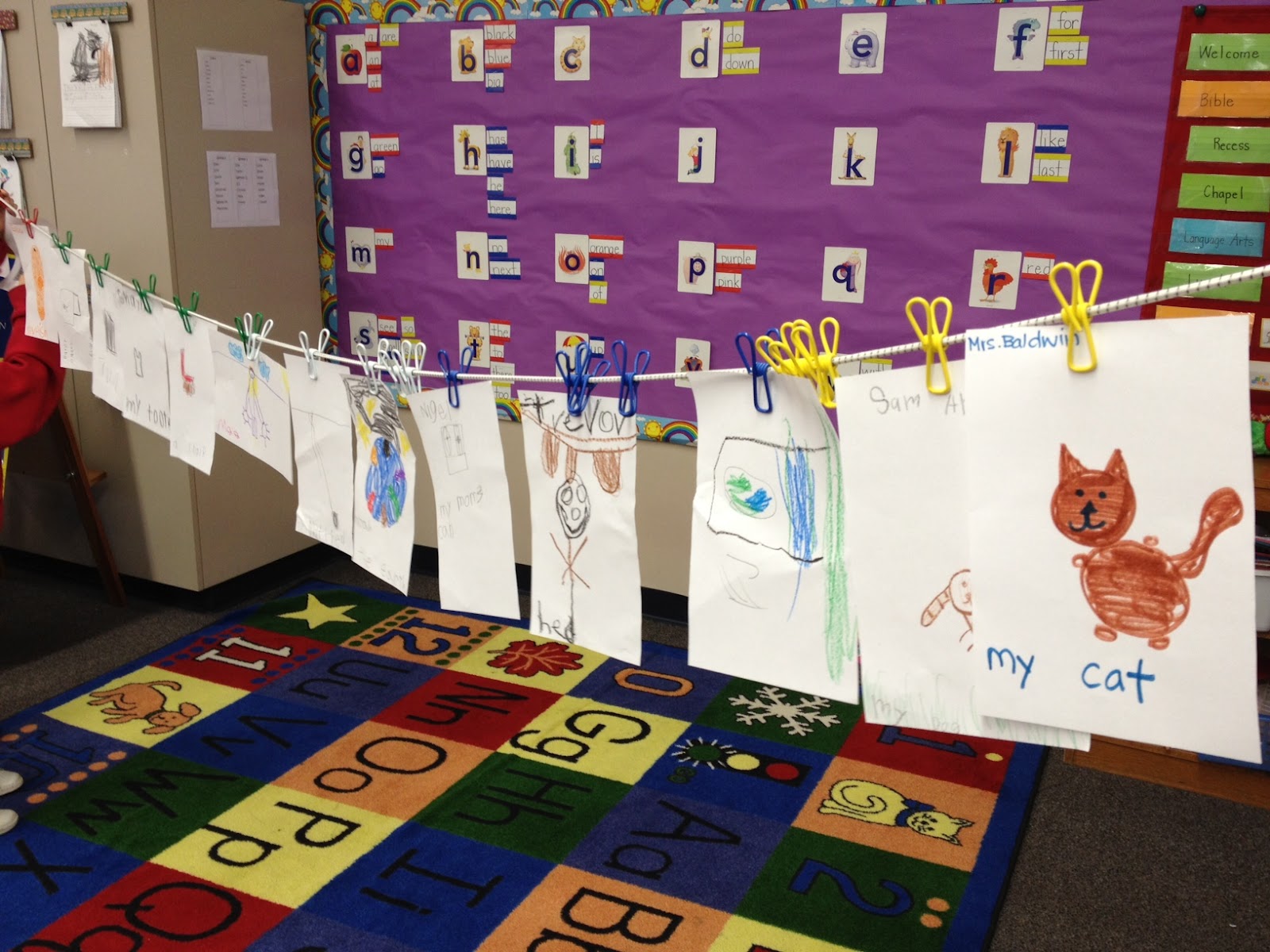 Clothesline for Comprehension - Apples & ABC's