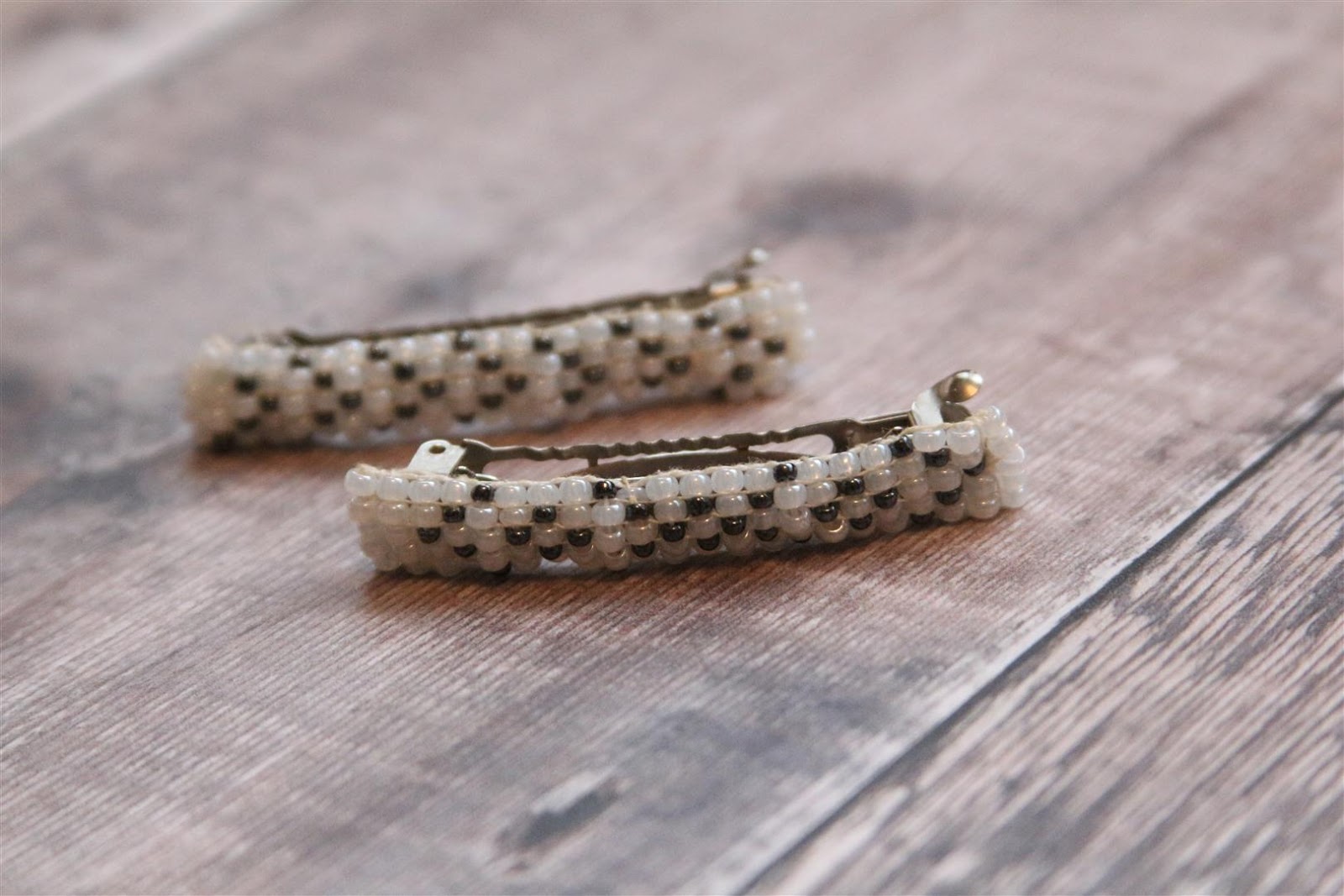 emuse: Beaded clasps