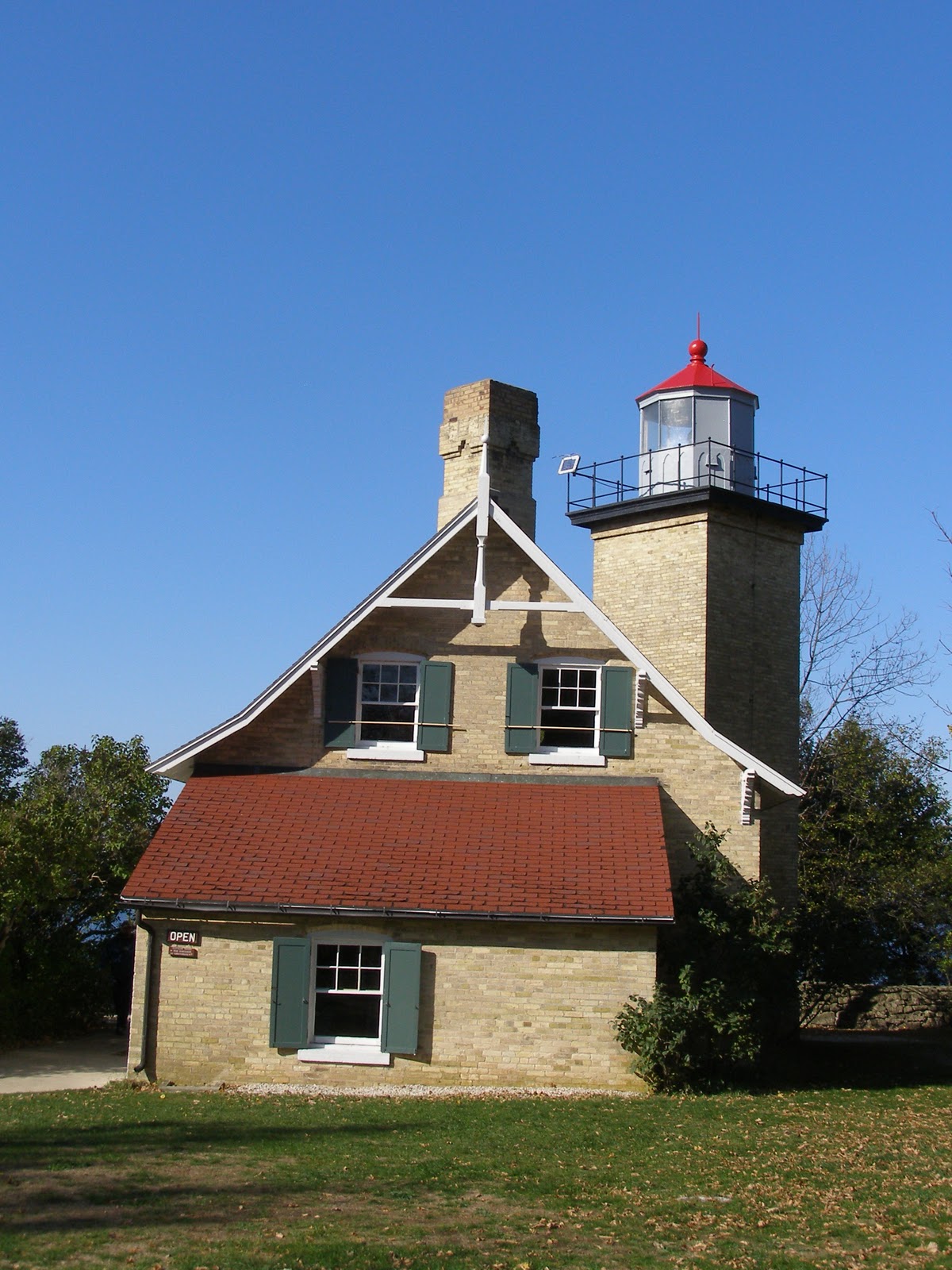 Lighthouses, Birds, Wildlife, Oh My!