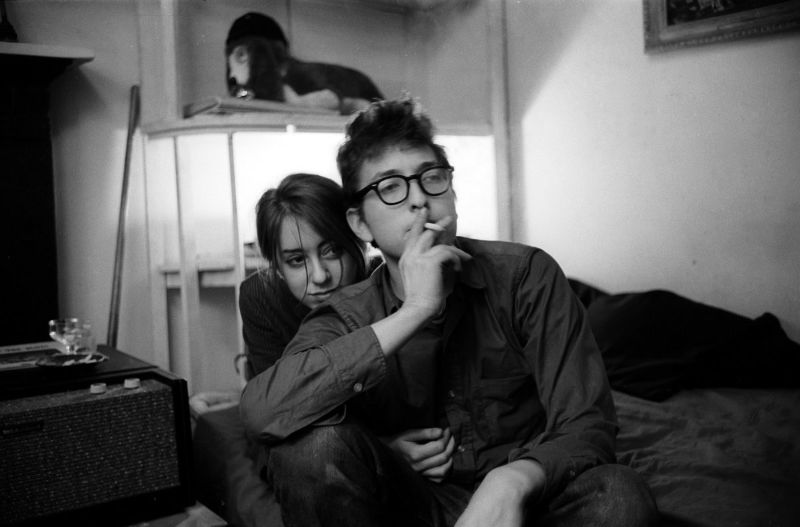 Beautiful Photos of Bob Dylan and His Girlfriend Suze Rotolo During ...