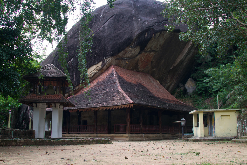 Stylus: Hindagala Temple - Kandy, Sri Lanka