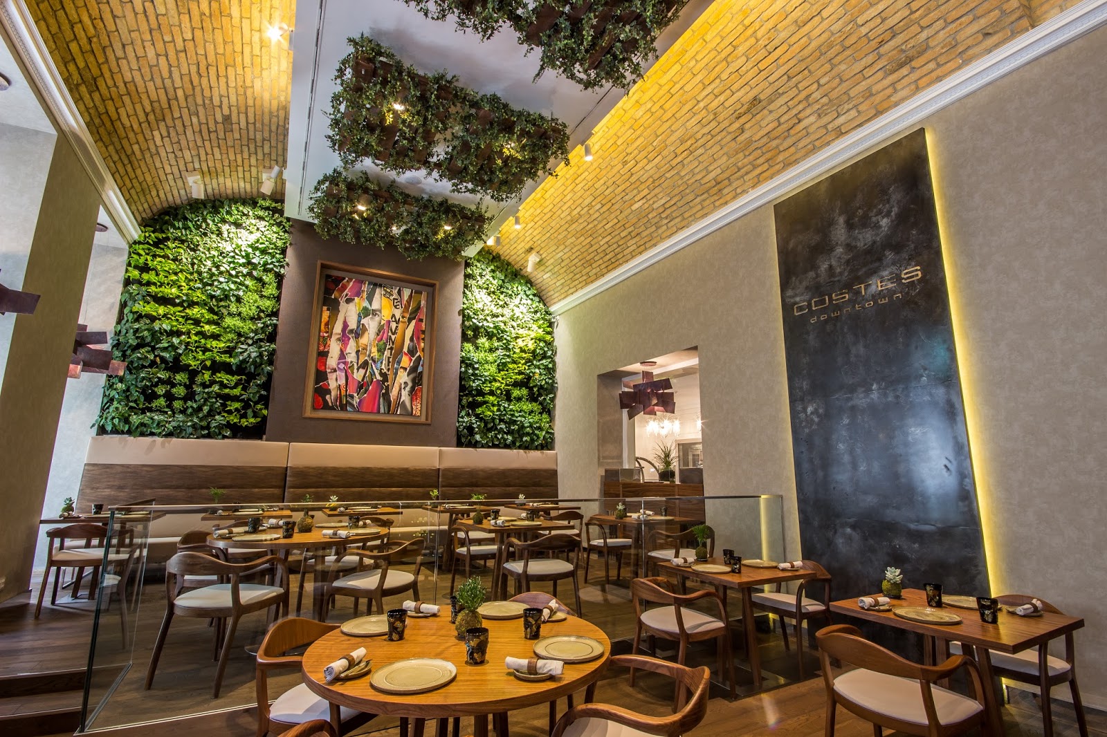 Costes Downtown Michelin Starred Restaurant by Miguel Rocha Viera ...