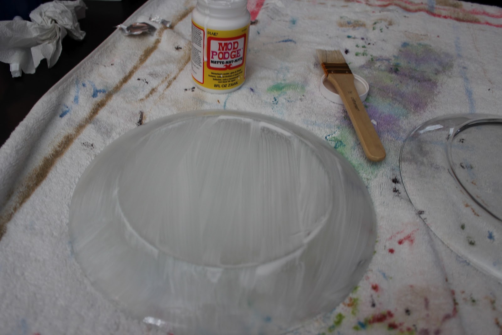 The Posh Pinner: Scrapbook Paper + Glass Plates