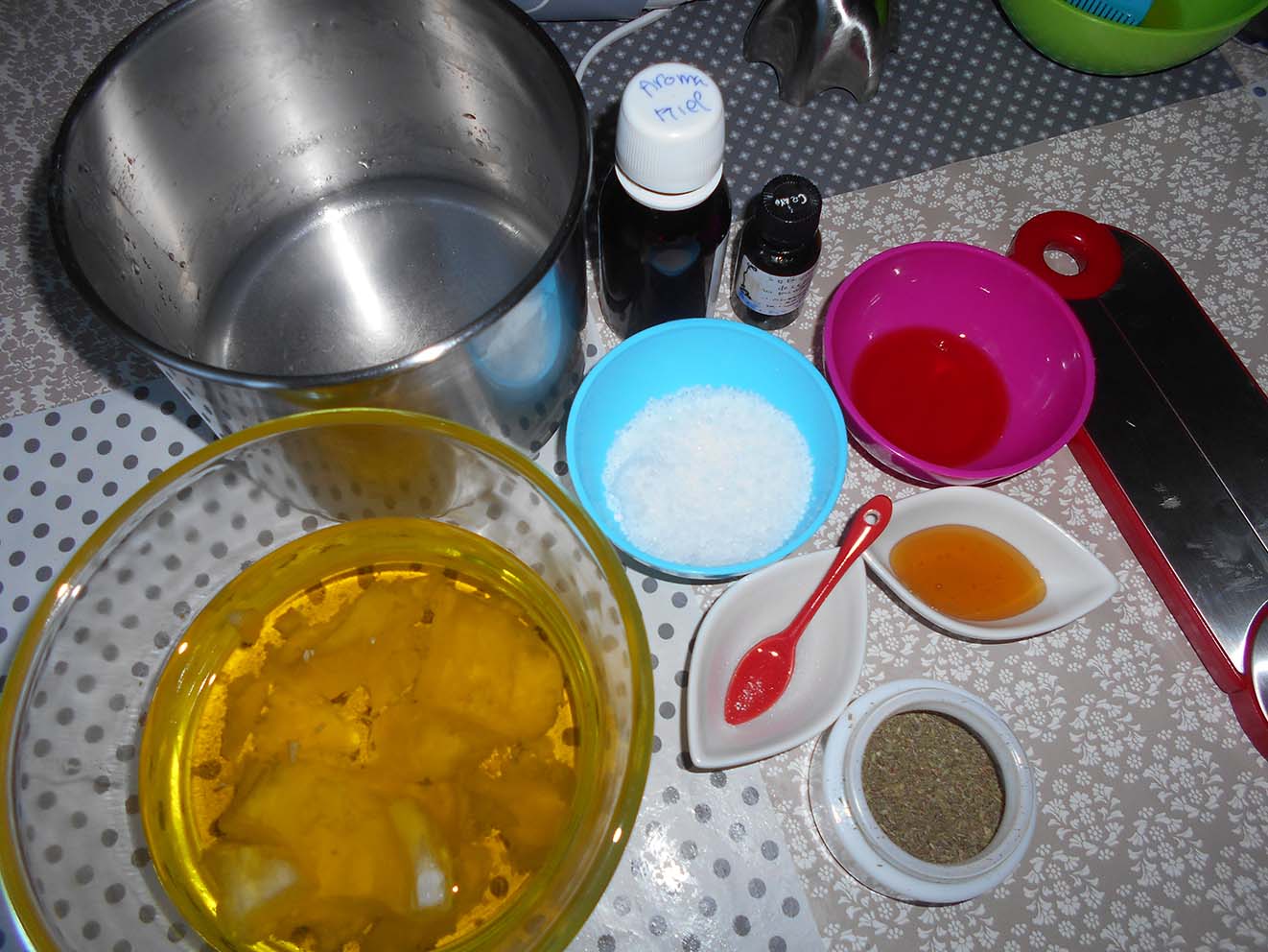 Crear jabón : JABÓN CON TOMILLO