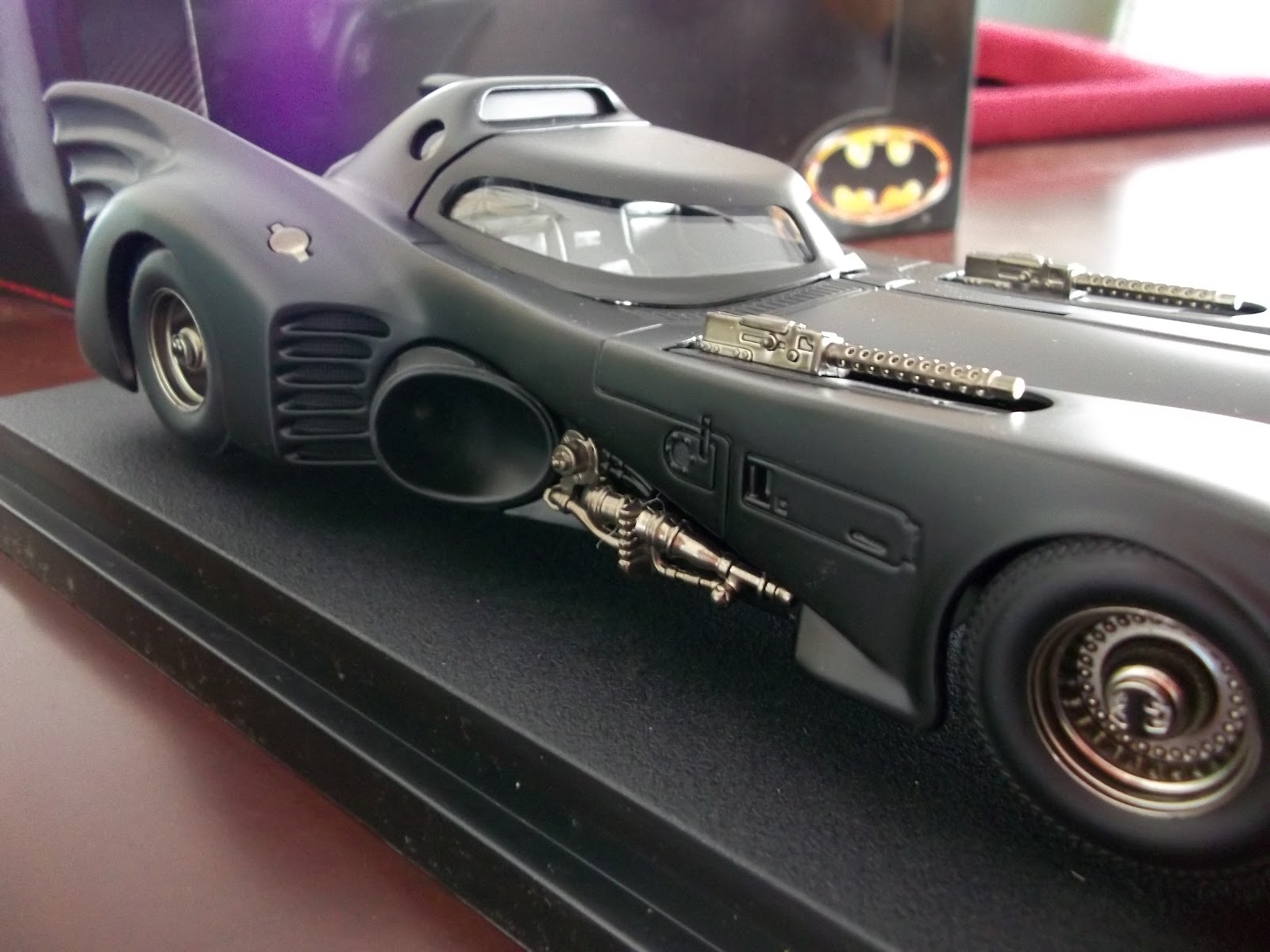 LA ENTRADA DE LA BATICUEVA: Batimovil 1989 Heritage de Hot Wheels ...