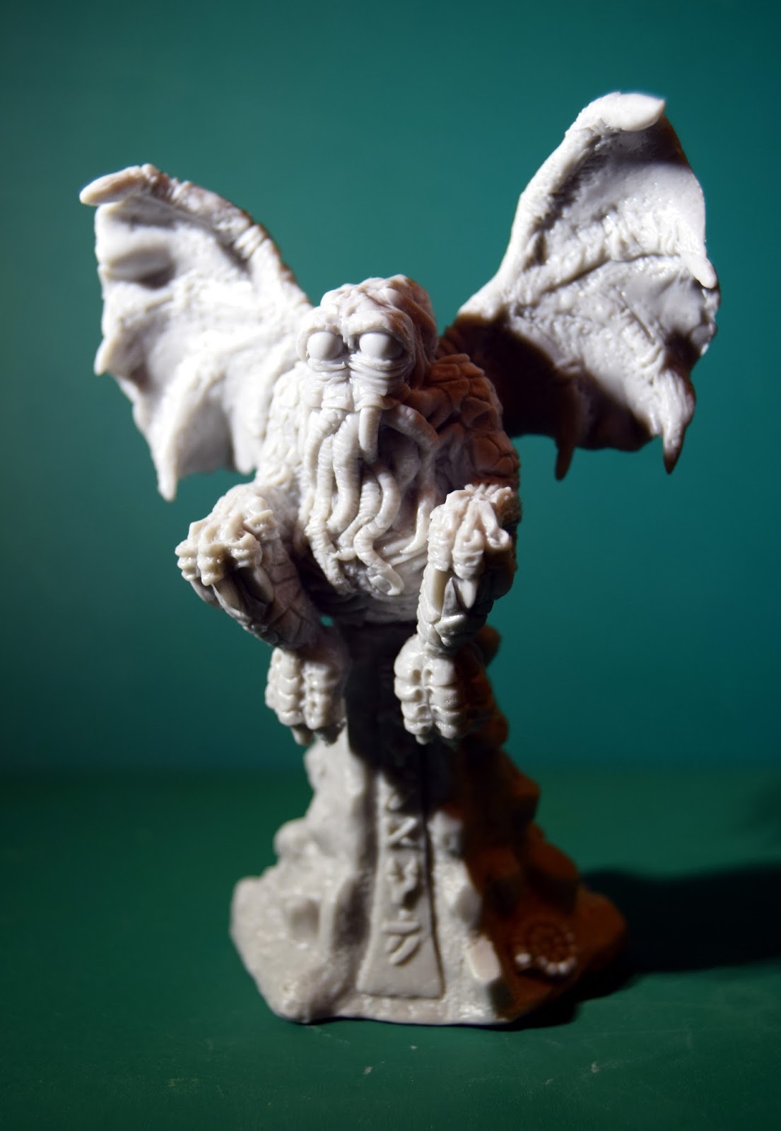 Iron Mammoth's Studio: Cthulhu Statue
