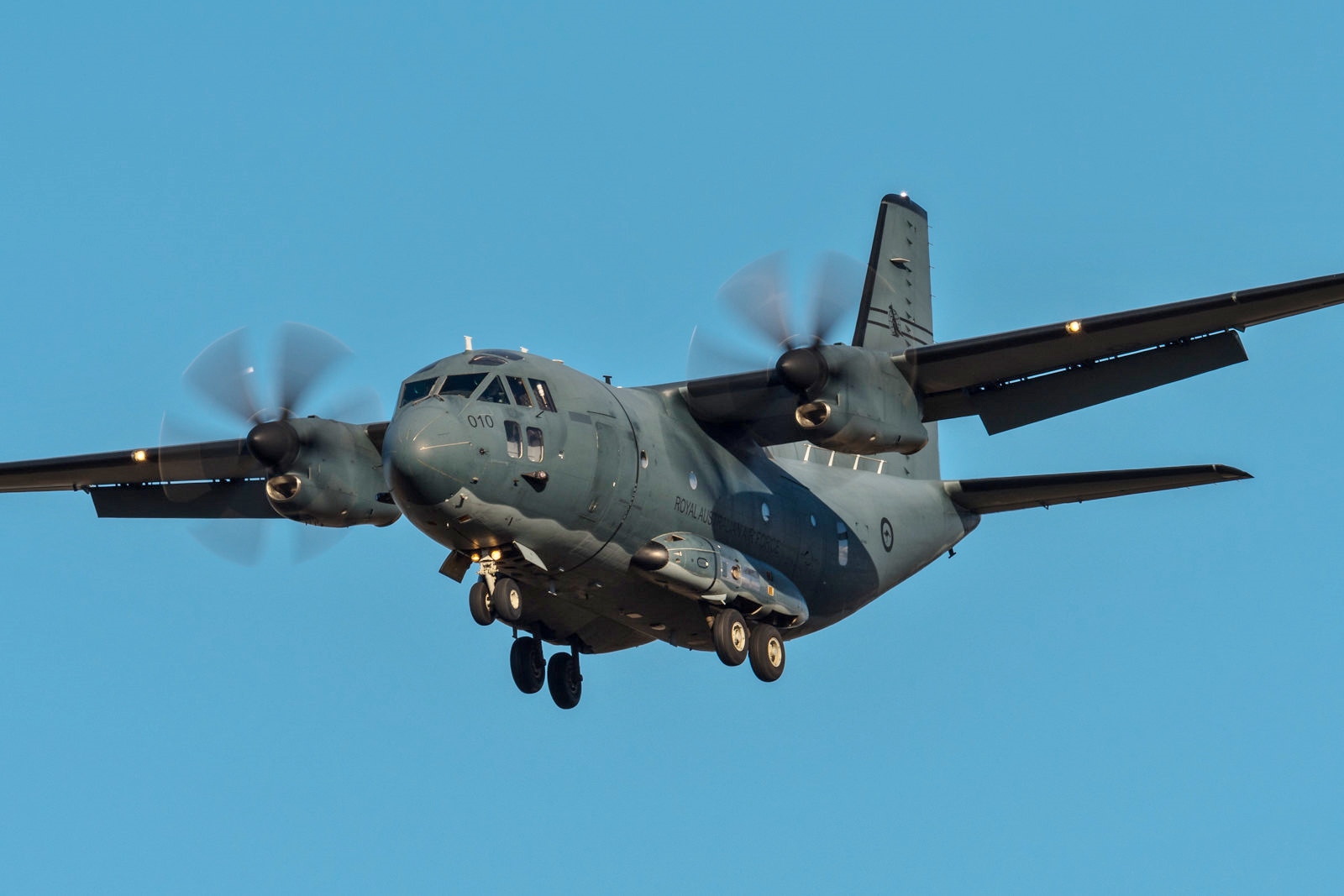 Central Queensland Plane Spotting: RAAF Alenia C-27J Spartan A34-010 ...