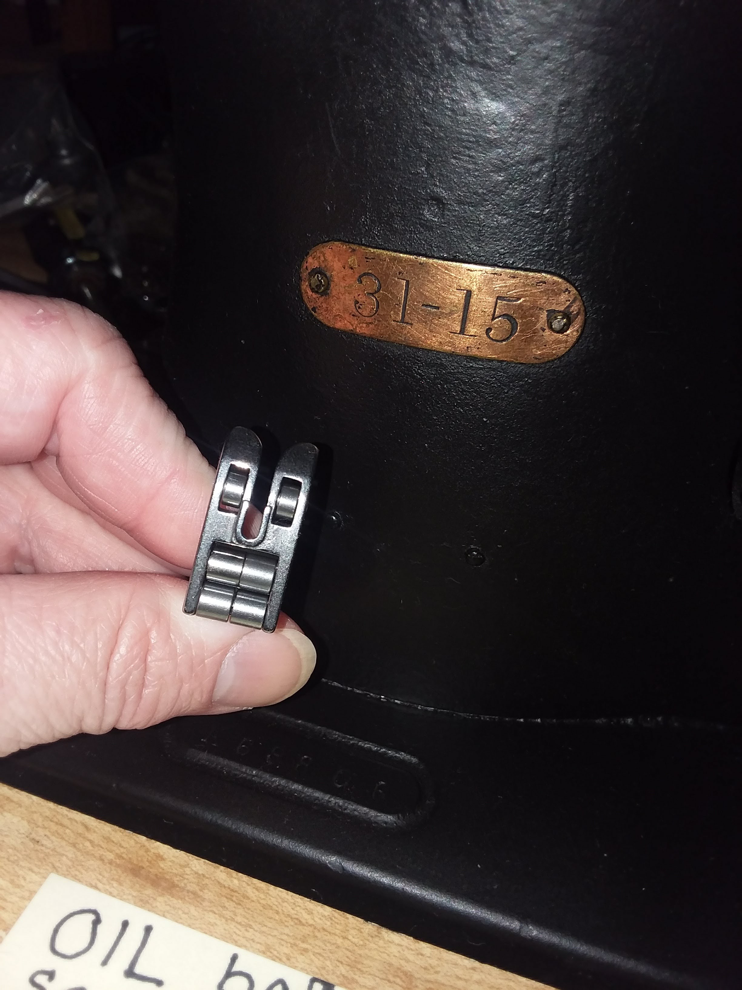 Singer 31-15 Industrial Sewing Machine