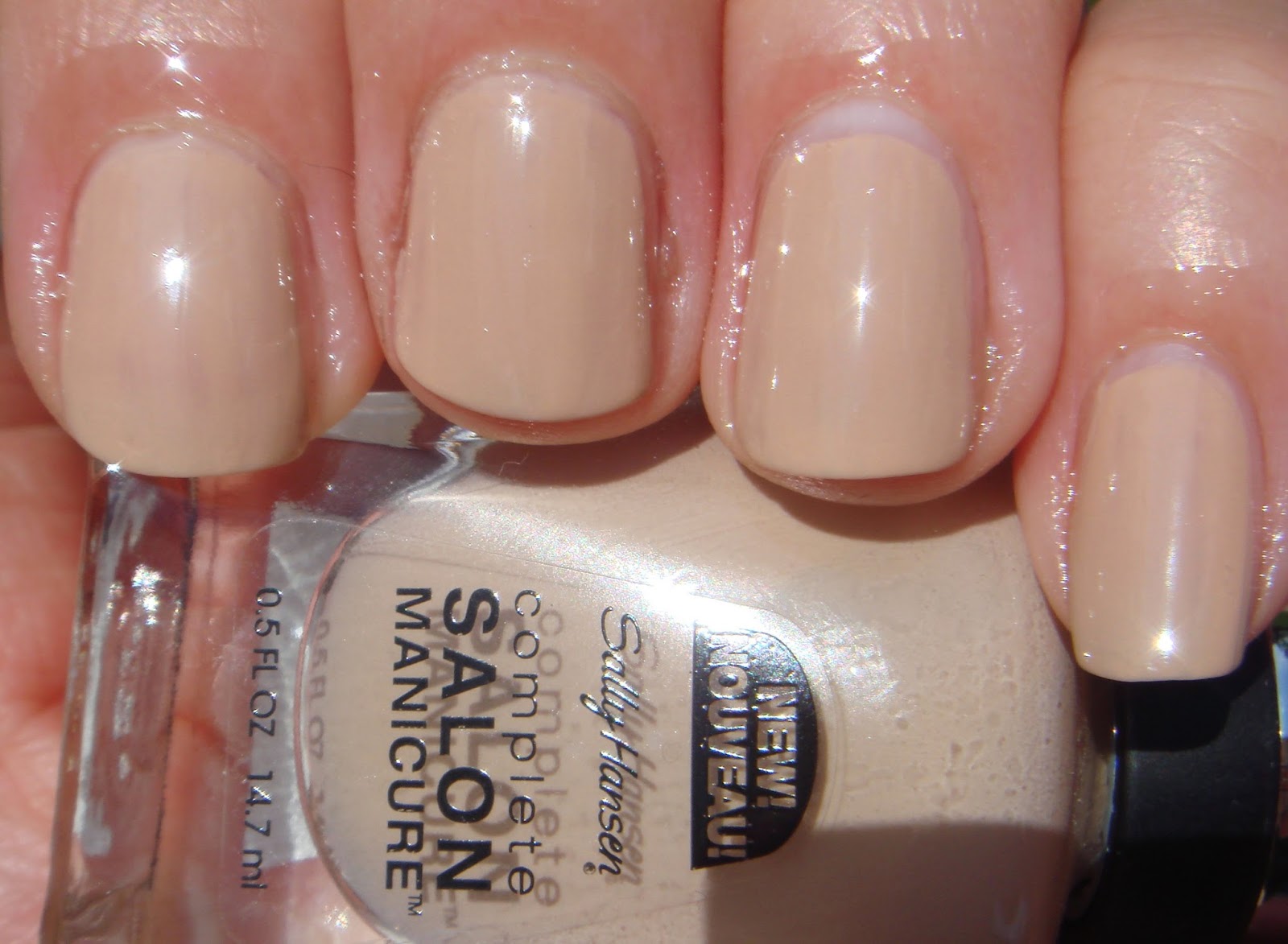 Crystal's Reviews: Sally Hansen Shore Enough & Tahitian Sunset