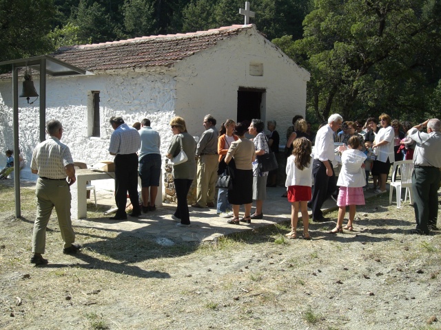 ΒΑΜΒΑΚΟΥ ΠΑΡΝΩΝΑΣ - ένα με την φύση: ΔΕΙΤΕ ΦΩΤΟΓΡΑΦΙΕΣ ΑΠΟ ΤΗΝ ΒΑΜΒΑΚΟΥ