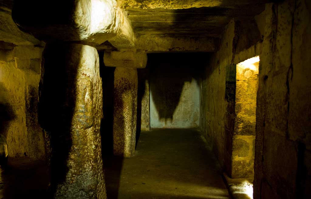 Wonderful Secrets Of Virupaksha Temple | Virupaksha Temple Inverted ...