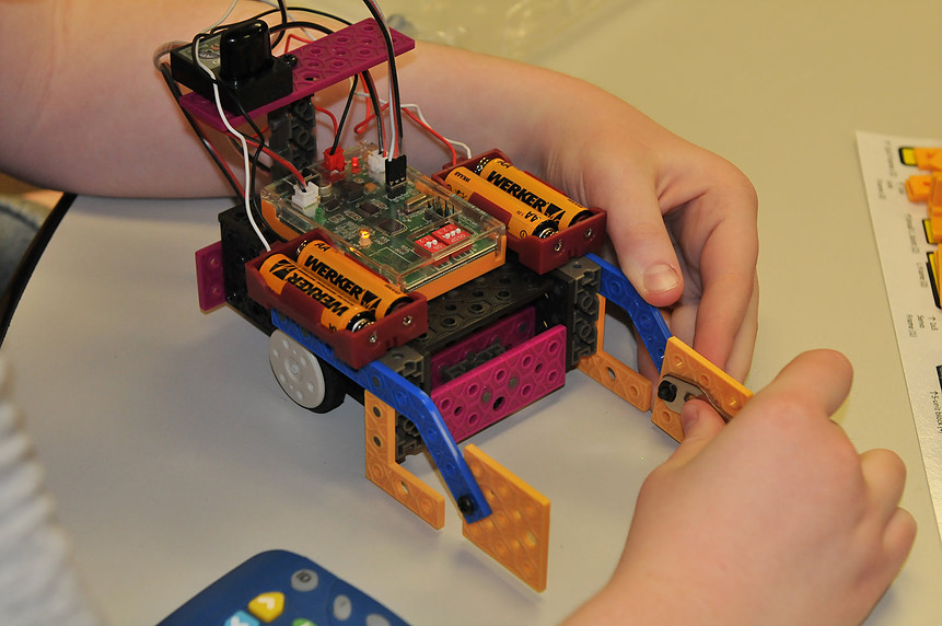 Cummins Life: STEAM Science and Robotics Summer Camps 50% Off - Use ...