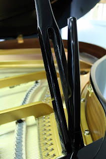 Relative Keys: Technical Tuesday - Piano Lid Props