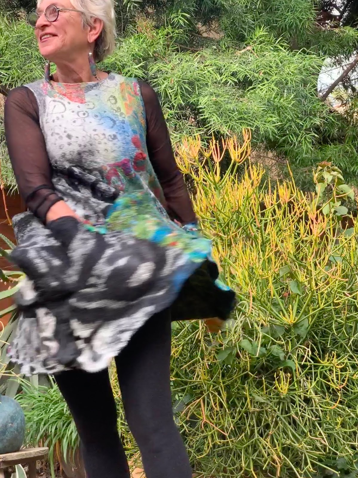 Studio 907: The Ultimate Artist's Smock