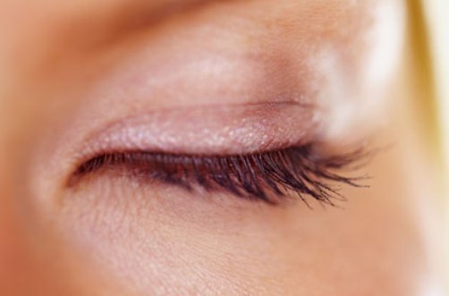 BLOG DE OPTICA CONFORVISION: ¿Cuantas veces parpadeamos?