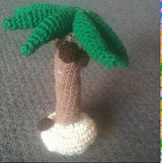 2000 Free Amigurumi Patterns: Free Palm Tree Pattern