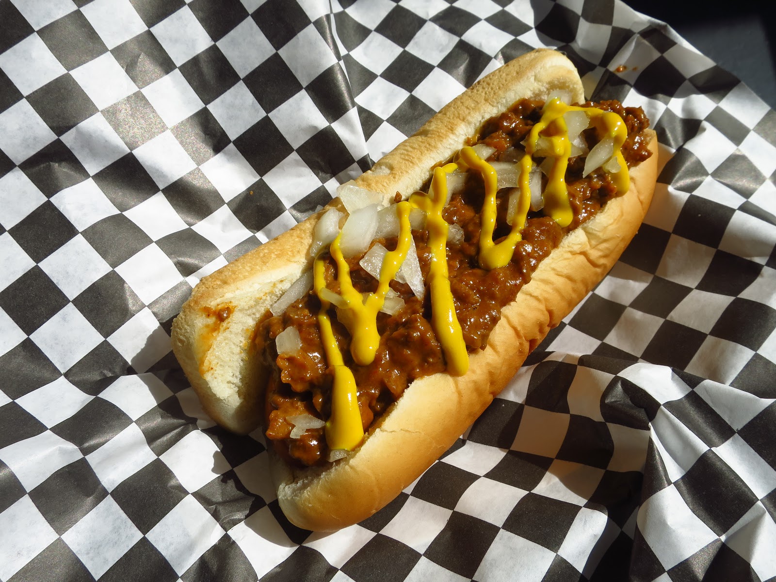 Smokin' Chokin' and Chowing with the King: Lola's Coney Island