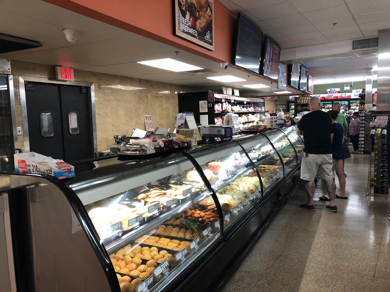 TOUR: Village Barn Fresh Market - Middle Village, NY