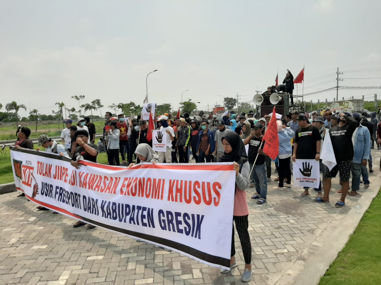 MASYARAKAT GRESIK TOLAK DENGAN TEGAS KAWASAN JIPE MENJADI KAWASAN ...