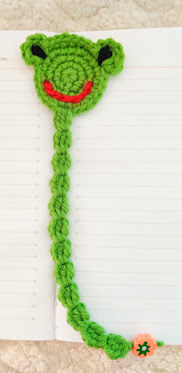 Raji's Craft Hobby: Cute Crochet Frog Bookmark