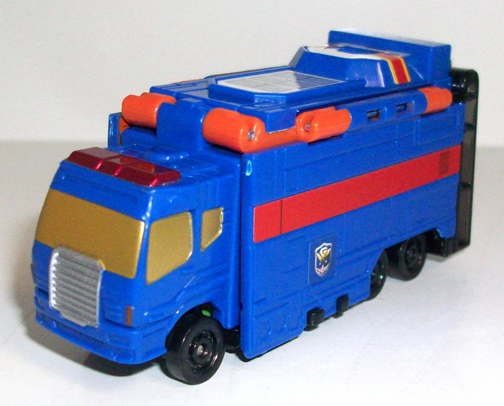 Random Toy Reviews: VooV: Patrol Union!! Guardian Robo