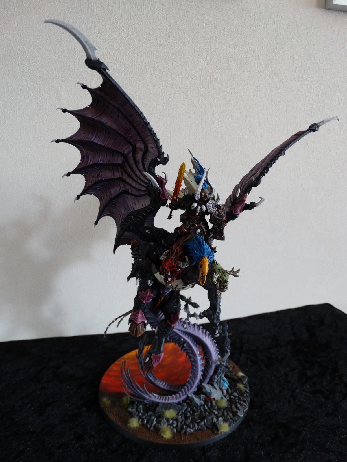 Making miniatures with Mario: Age of Sigmar : Archaon the Everchosen ...