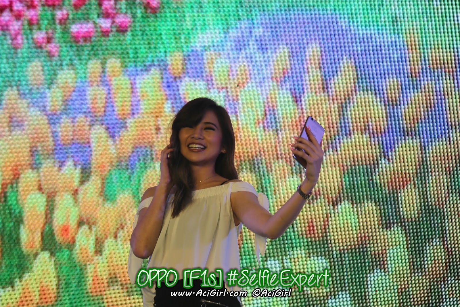 OPPO Unveils Its Latest Addition To Their #SelfieExpert Camera Phone ...
